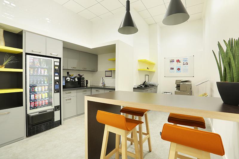 REGUS GROUP - Coworking PARIS 75008 – BureauxLocaux.com